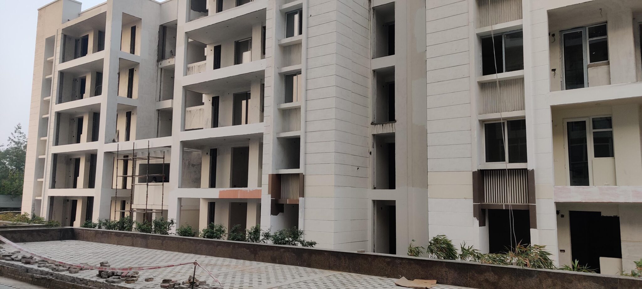Best Low-Rise Apartments in Noida & Greater Noida | Property Duniya